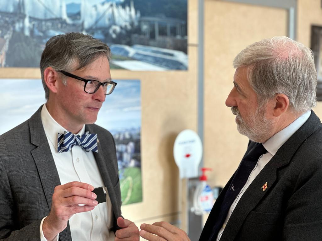 Il sindaco Marco Bucci ha incontrato questa mattina il console generale ...