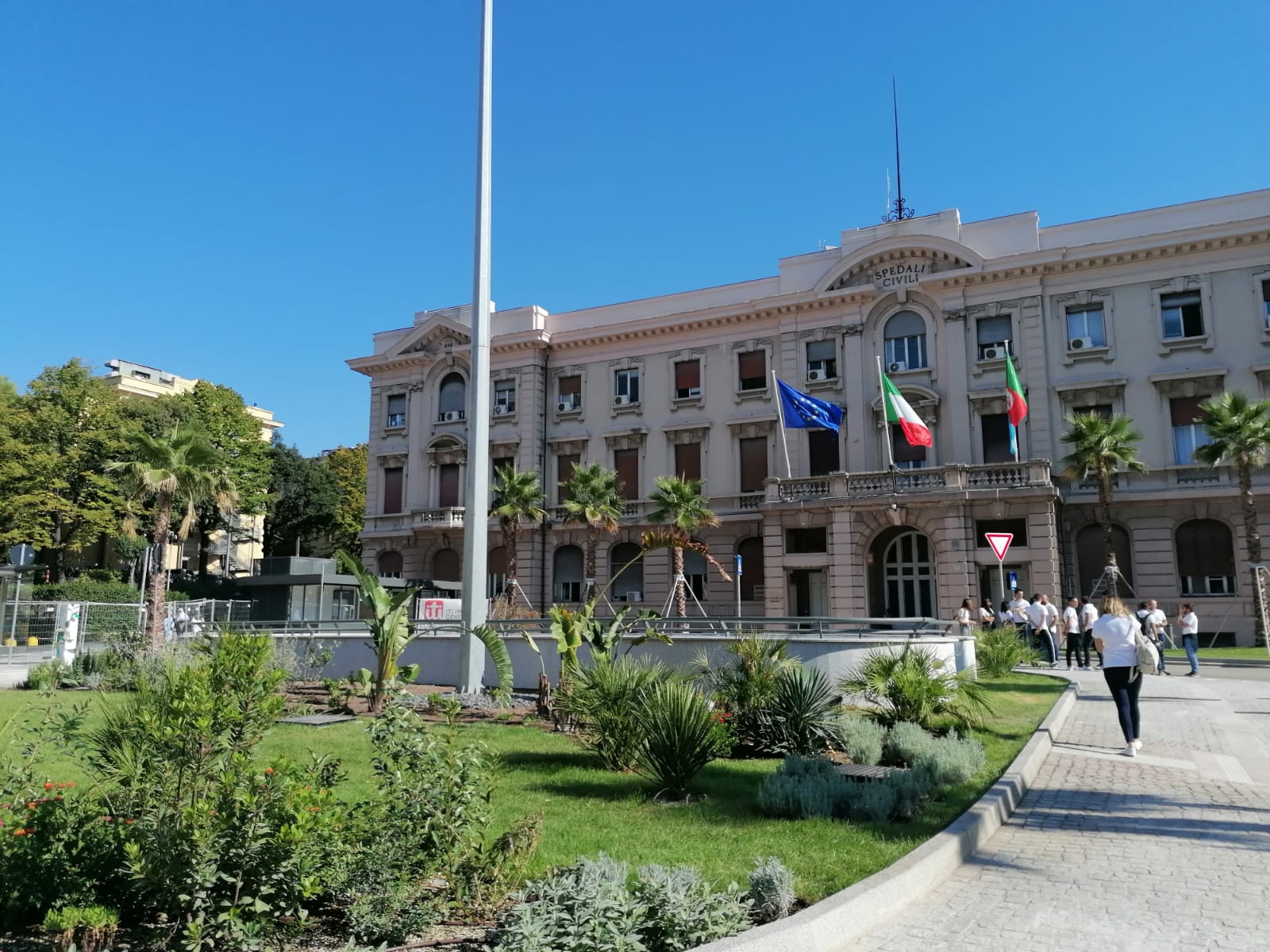 Lavori pubblici: apre oggi la nuova piazza davanti all’ospedale San ...